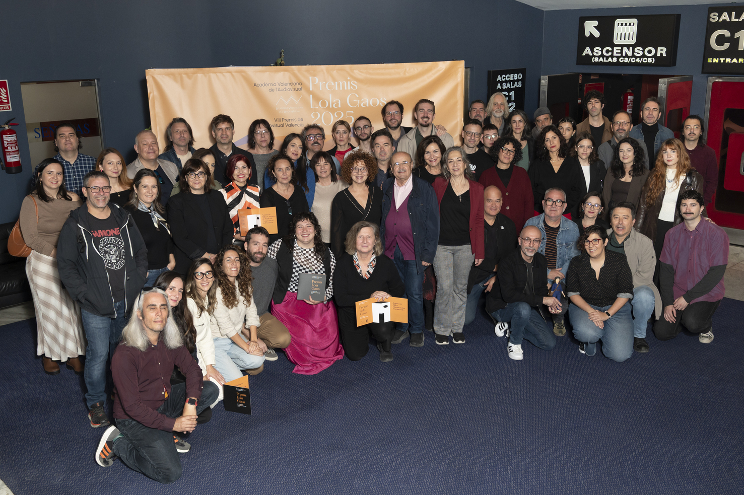 RODOLF SIRERA RECIBE EL PREMIO DE HONOR DE LA ACADÈMIA VALENCIANA DE L ...